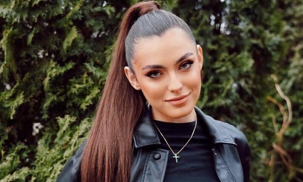 Motivul pentru care Alexia nu îi calcă pe urme Andreei Esca ...