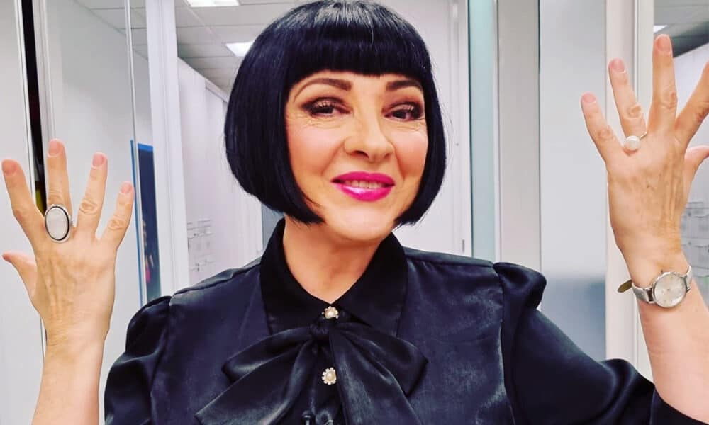 Neti Sandu, apariție rară, în costum de baie. Celebra prezentatoare ...