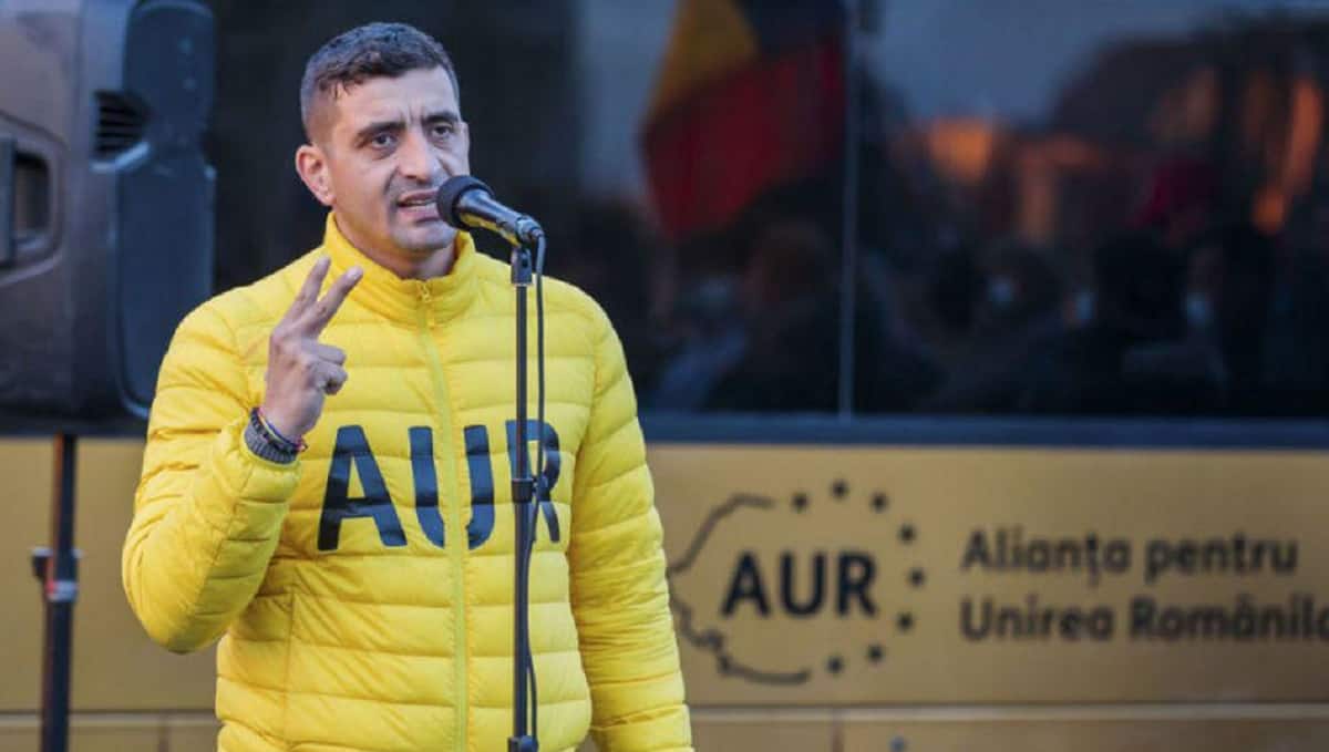 Protest în fața Guvernului, la inițiativa AUR. George Simion: „Este un ...