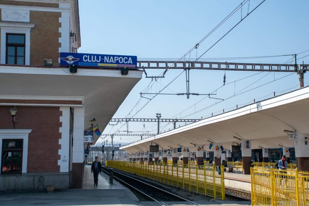 Trenul InterRegio București – Cluj-Napoca, întârziere de peste 5 ore ...