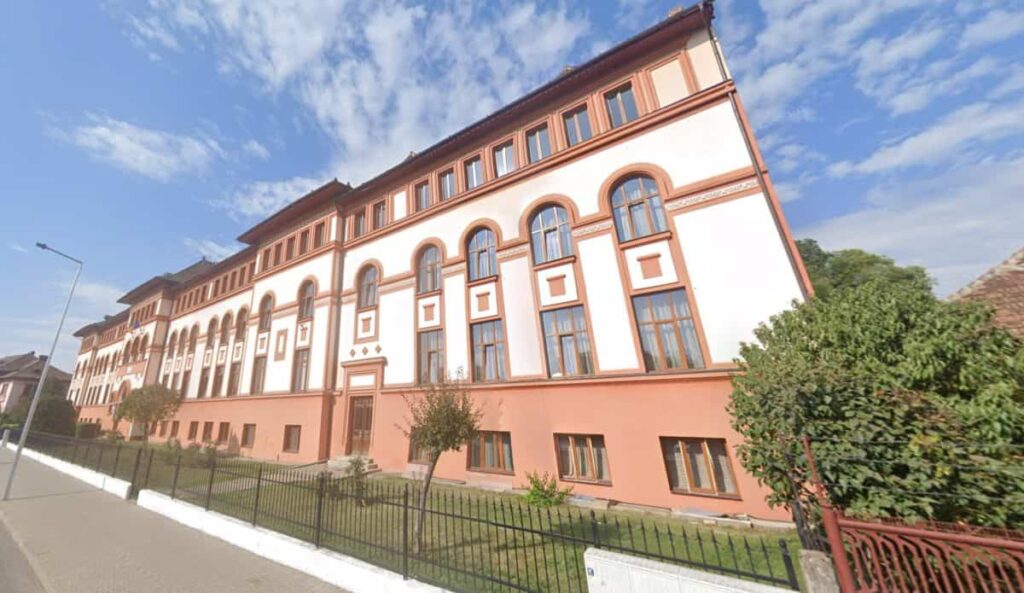 Atelierul de practică de la Liceul Tehnologic „Timotei Cipariu” din ...